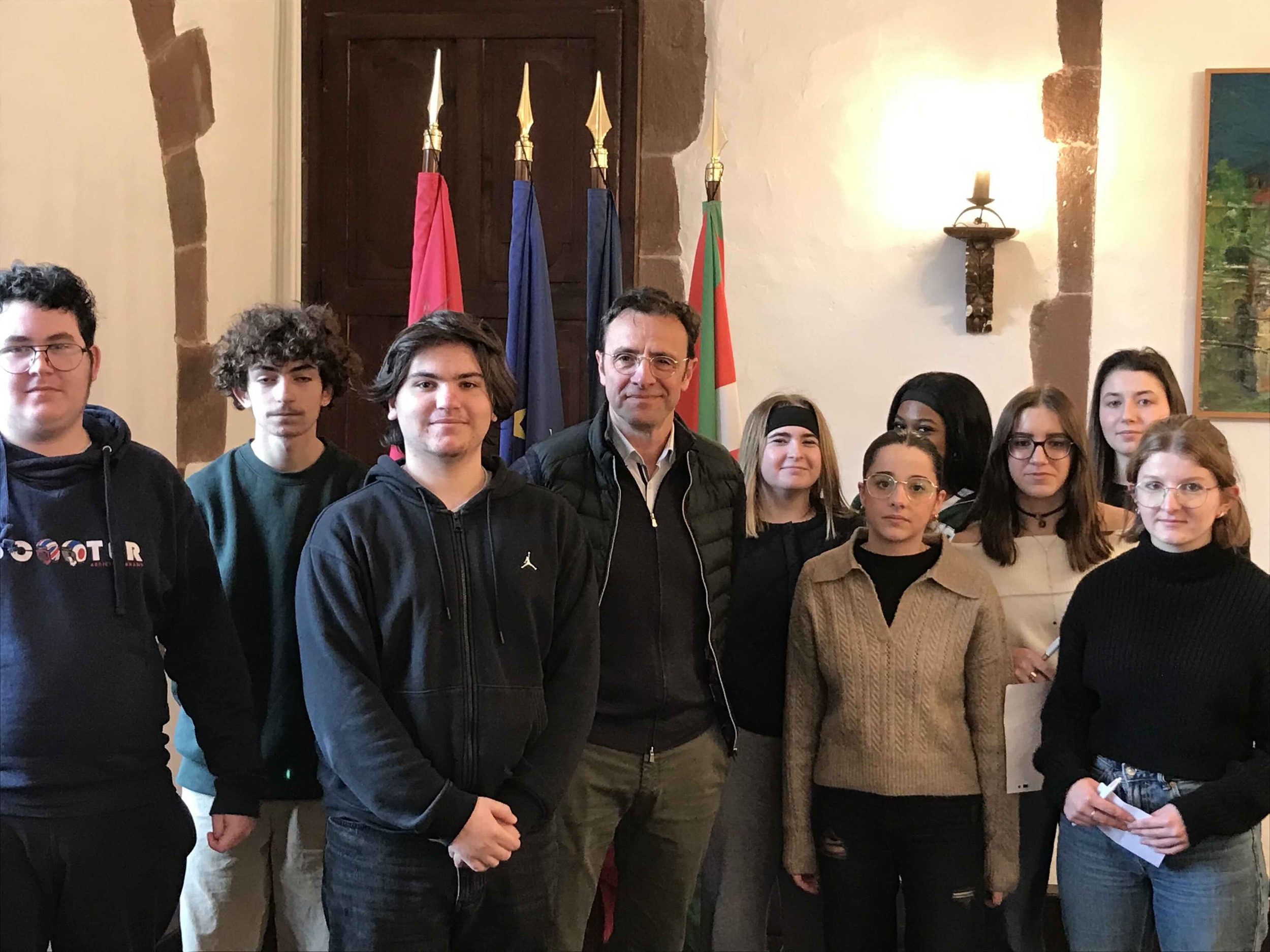 à la découverte de la mairie de Garazi pour les 2nde MRC - Lycée Agricole Privé Frantses Enia